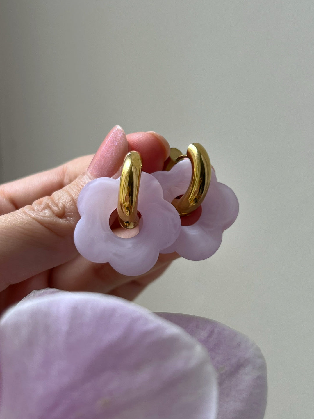 Flower Donut Hoops - Marbled Matte Lilac – Gabi The Label